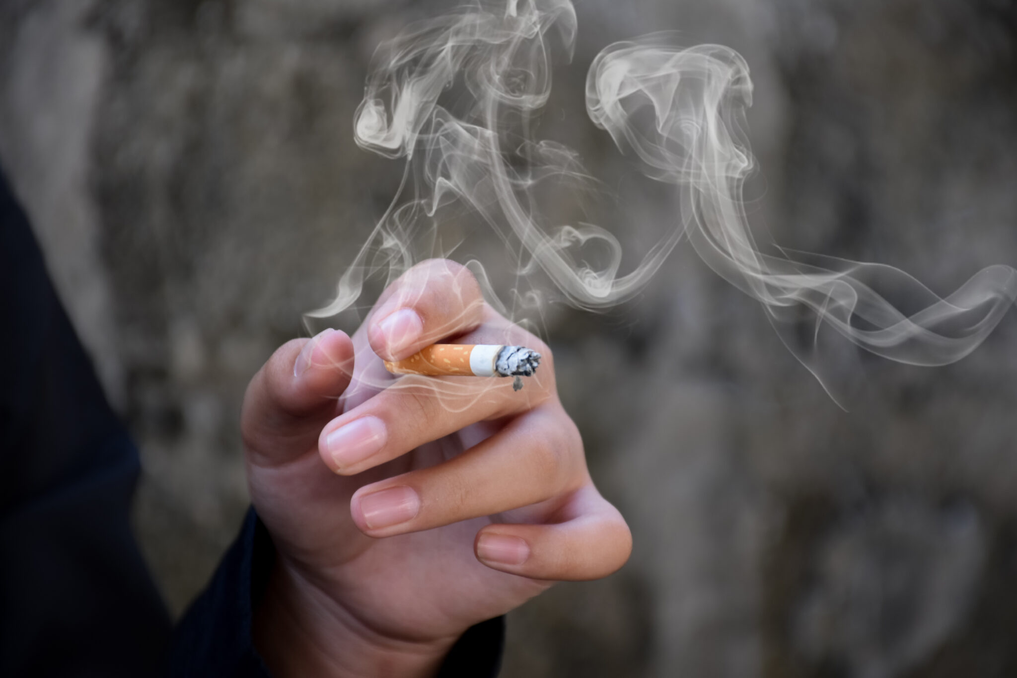 What Is Thirdhand Smoke? How Can You Protect Against It? - Salud America