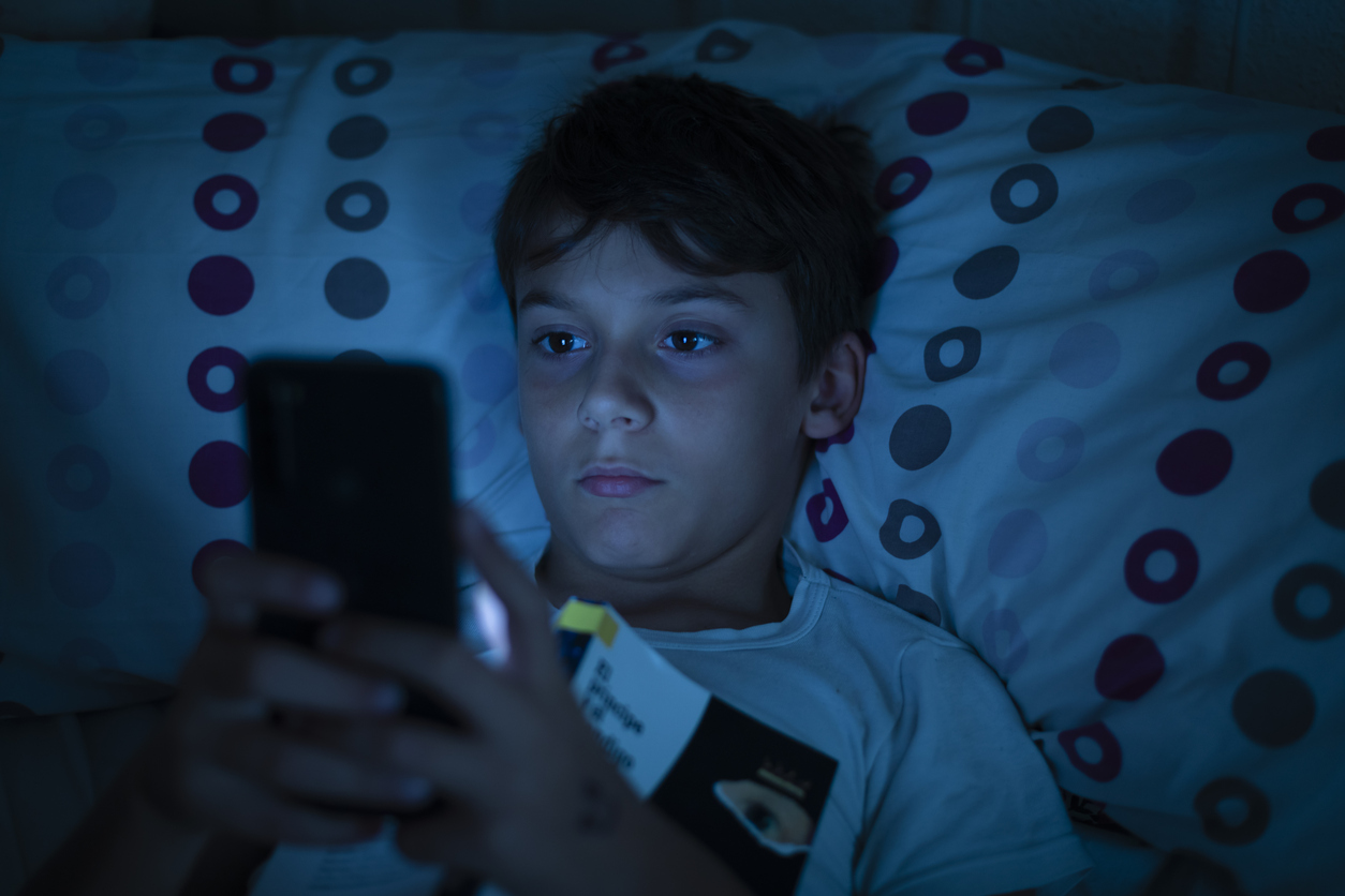 More Screen Time Linked to Higher Risk for Heart Disease in Children ...